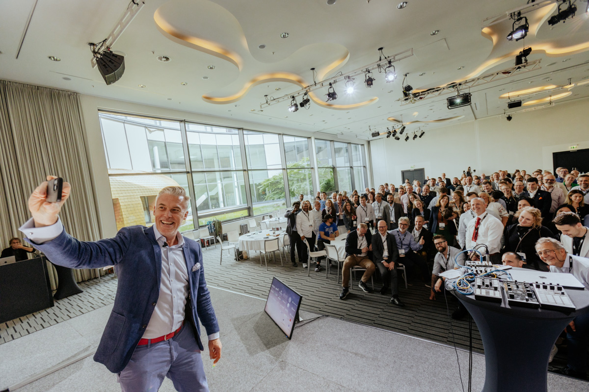 Front Page - 2025 EHS Congress